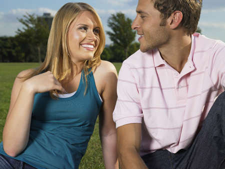Top 10 Body Language Dating Tips | LOVElife Dating Blog - Lovestruck.com